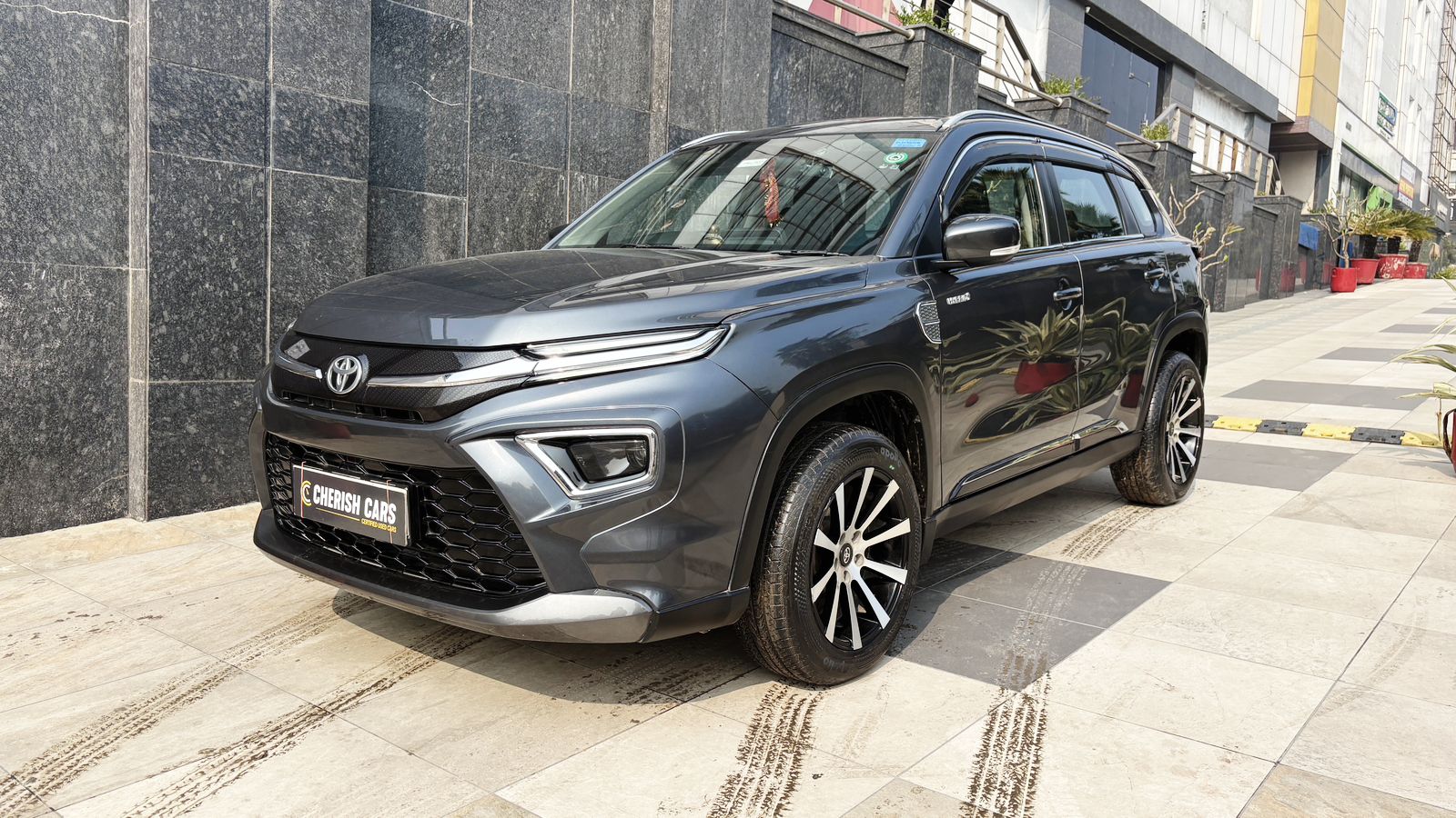 pre-owned cars in delhi|used honda cars dealers in delhi| used tata ...